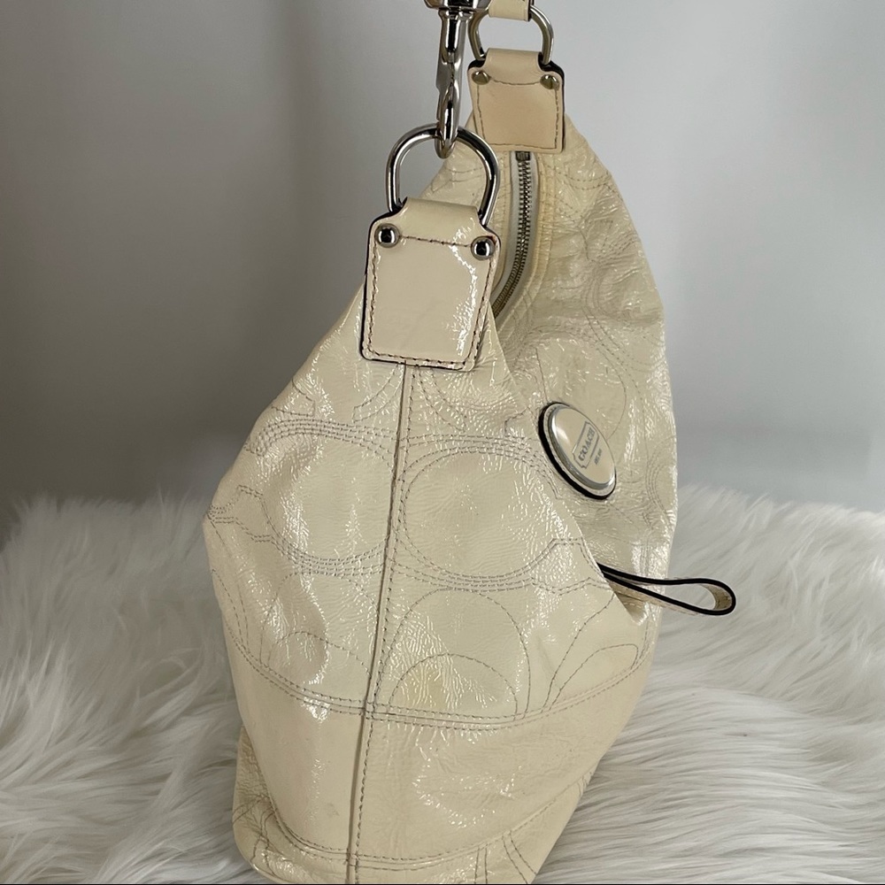 Coach Ivory Patent Leather Signature Stitched Hobo Bag - Gem